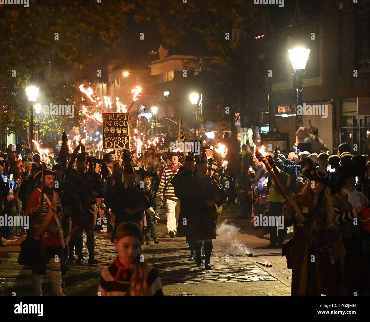Lewes, UK. 5th November 2024. Thousands fill the streets of Lewes in ...