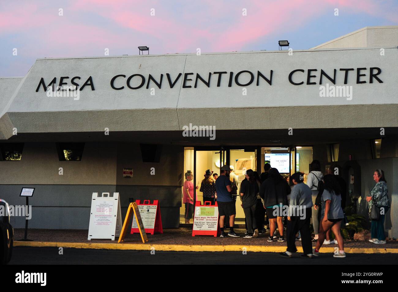 Voter turnout 2024 usa arizona hi-res stock photography and images - Alamy