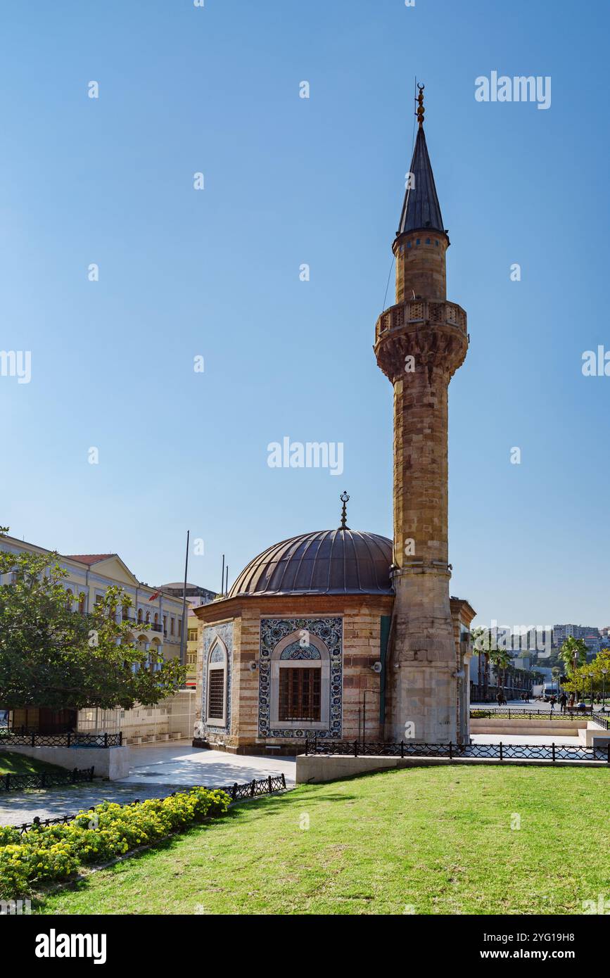 Ottoman yali hi-res stock photography and images - Alamy