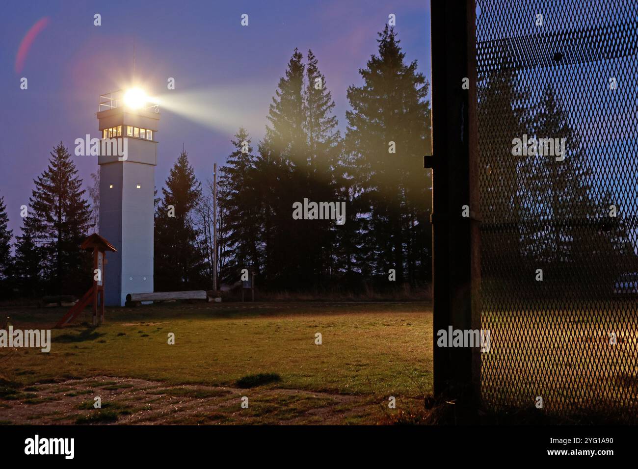 05 November 2024, Saxony-Anhalt, Sorge: View of an observation tower on ...