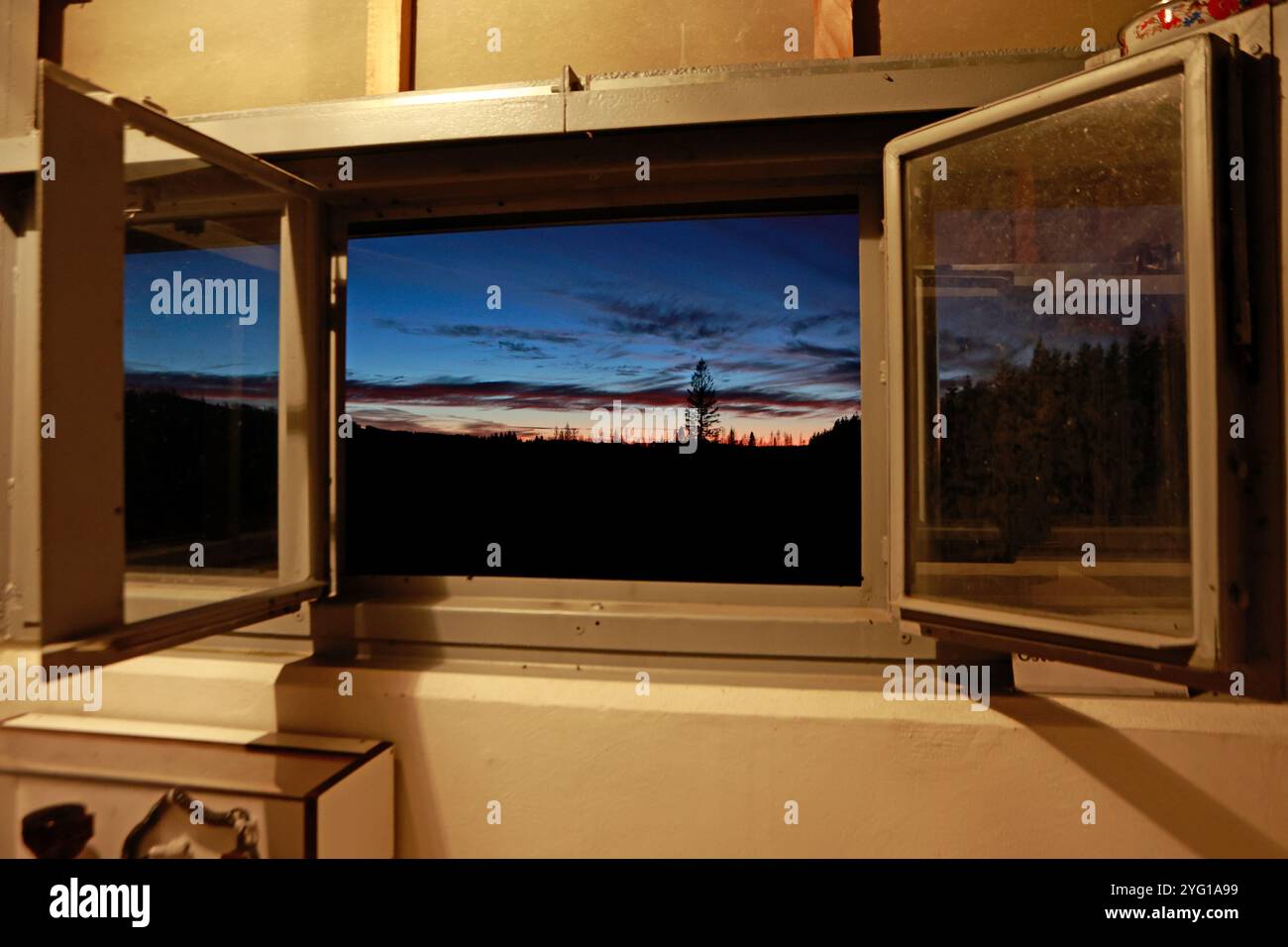 05 November 2024, Saxony-Anhalt, Sorge: View of the landscape from an ...