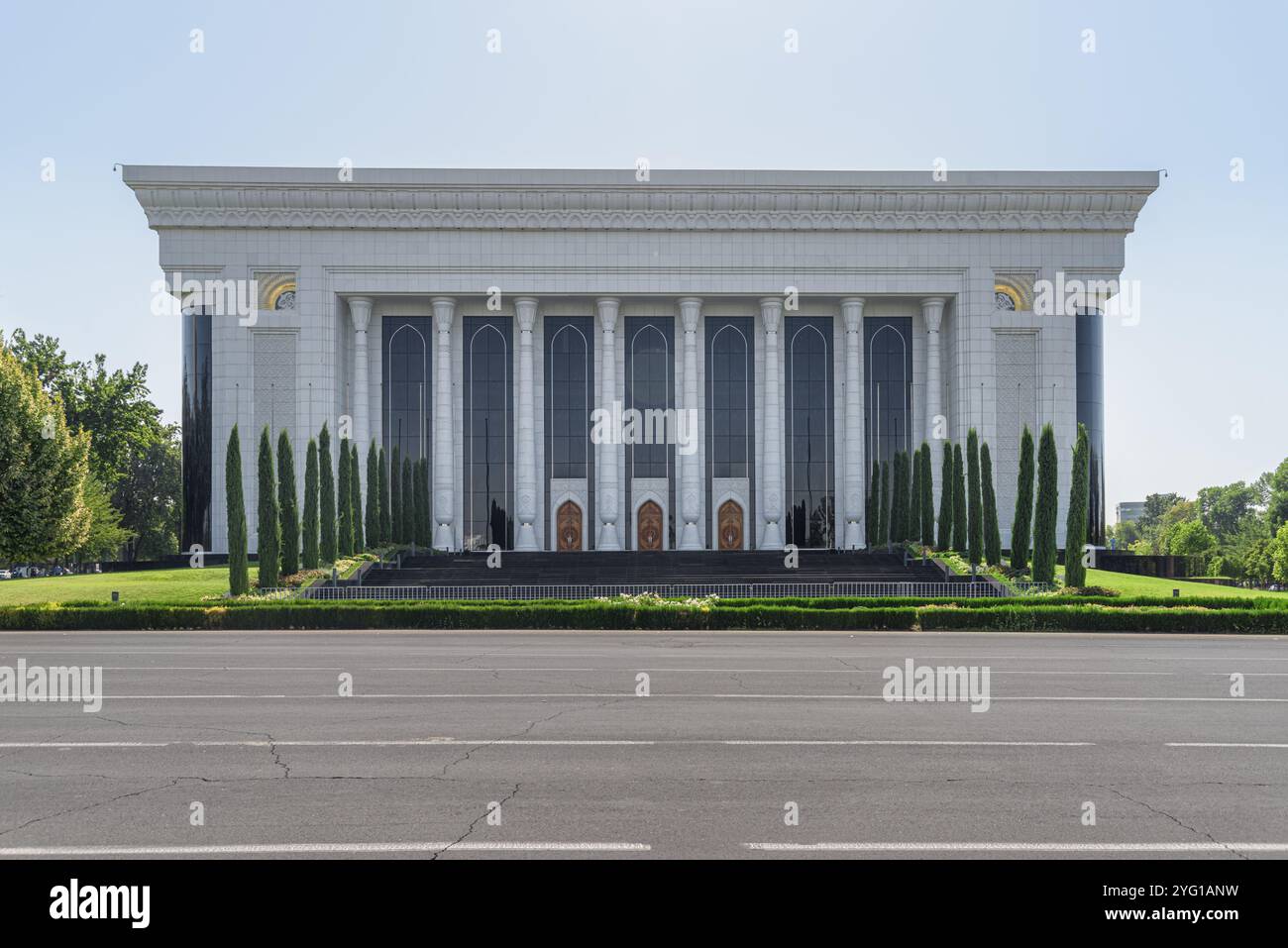 Uzbekistan government building hi-res stock photography and images - Alamy