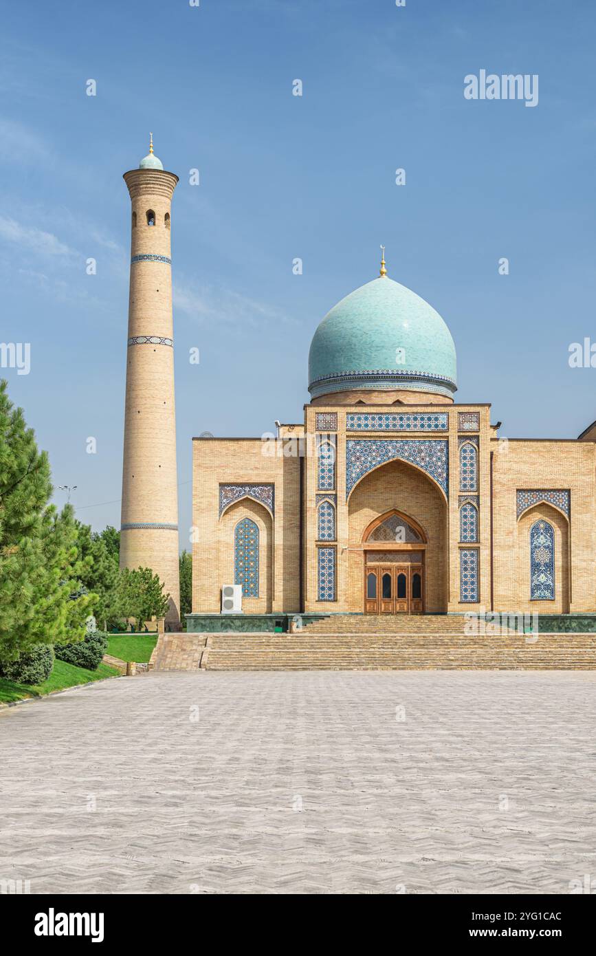 Awesome view of Hazrati Imam Mosque in Tashkent, Uzbekistan Stock Photo ...