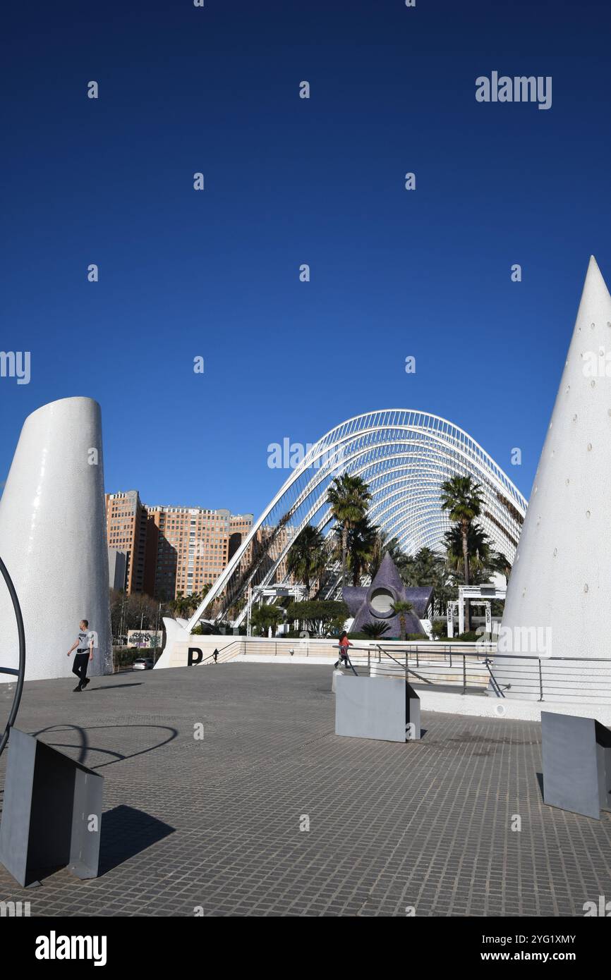 Umbracle, el jardín de la Ciudad de las Artes y las Ciencias Stock ...