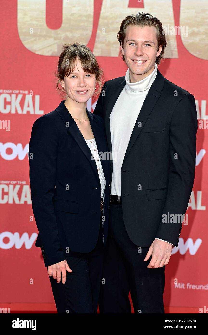 Anna Bachmann und Richard Kreutz bei der Premiere der Sky Original ...