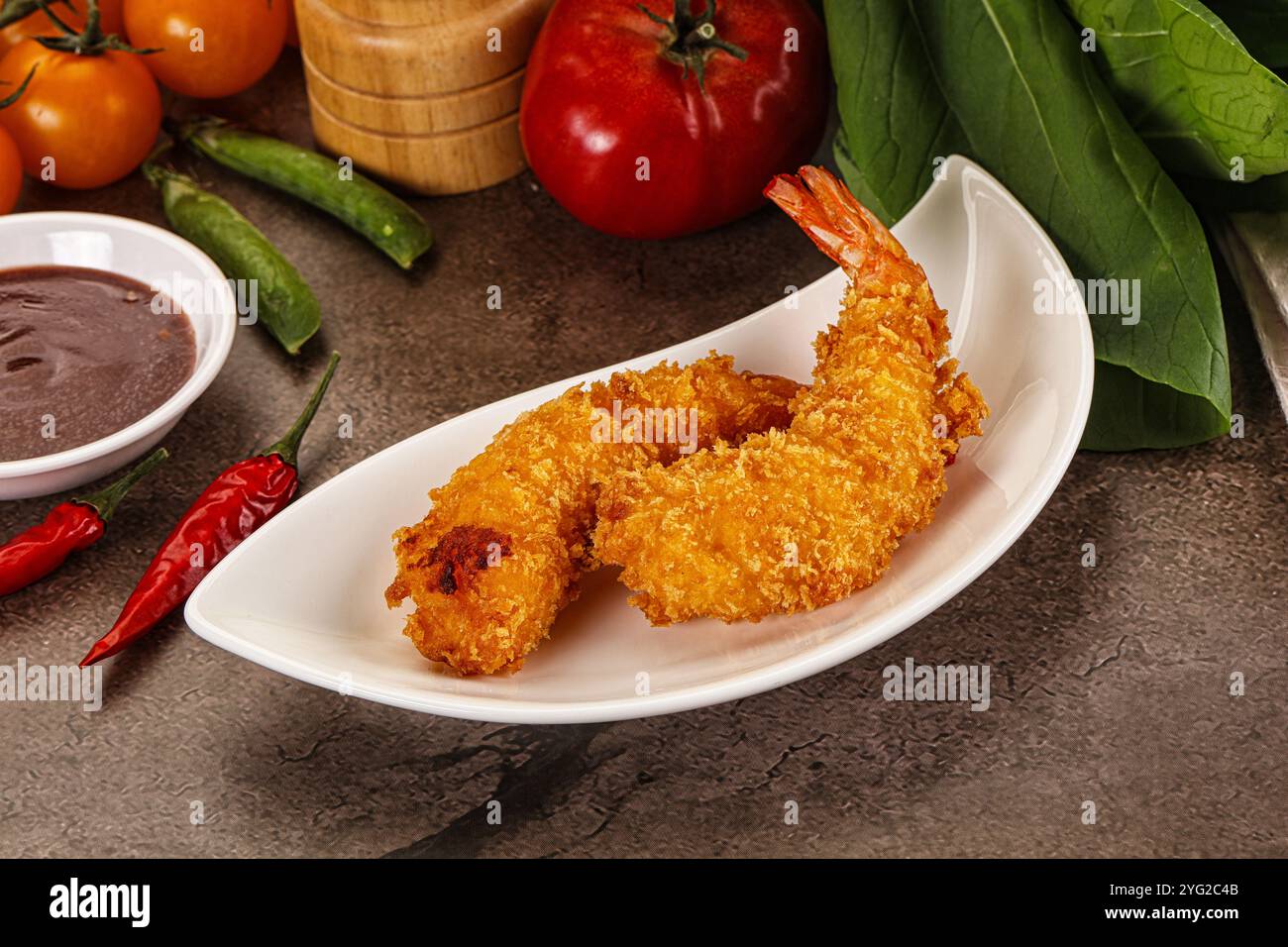 Crispy breaded golden fried prawns with sauce Stock Photo - Alamy