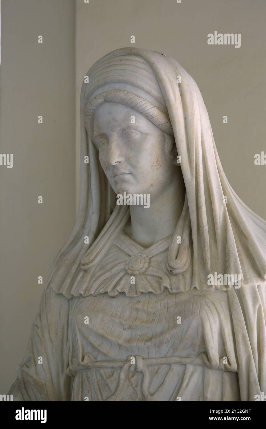 Vestalis Maxima with a mural crown. Priestesses of Vesta. Rome. House ...