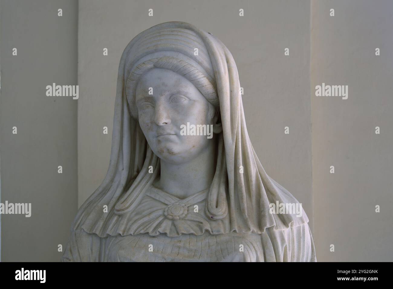 Vestalis Maxima with a mural crown. Priestesses of Vesta. Rome. House ...