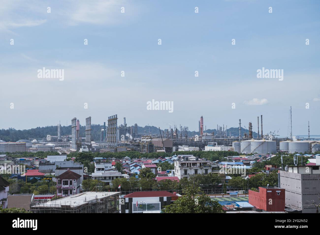 Photo of Balikpapan city refinery seen from a distance during the day ...