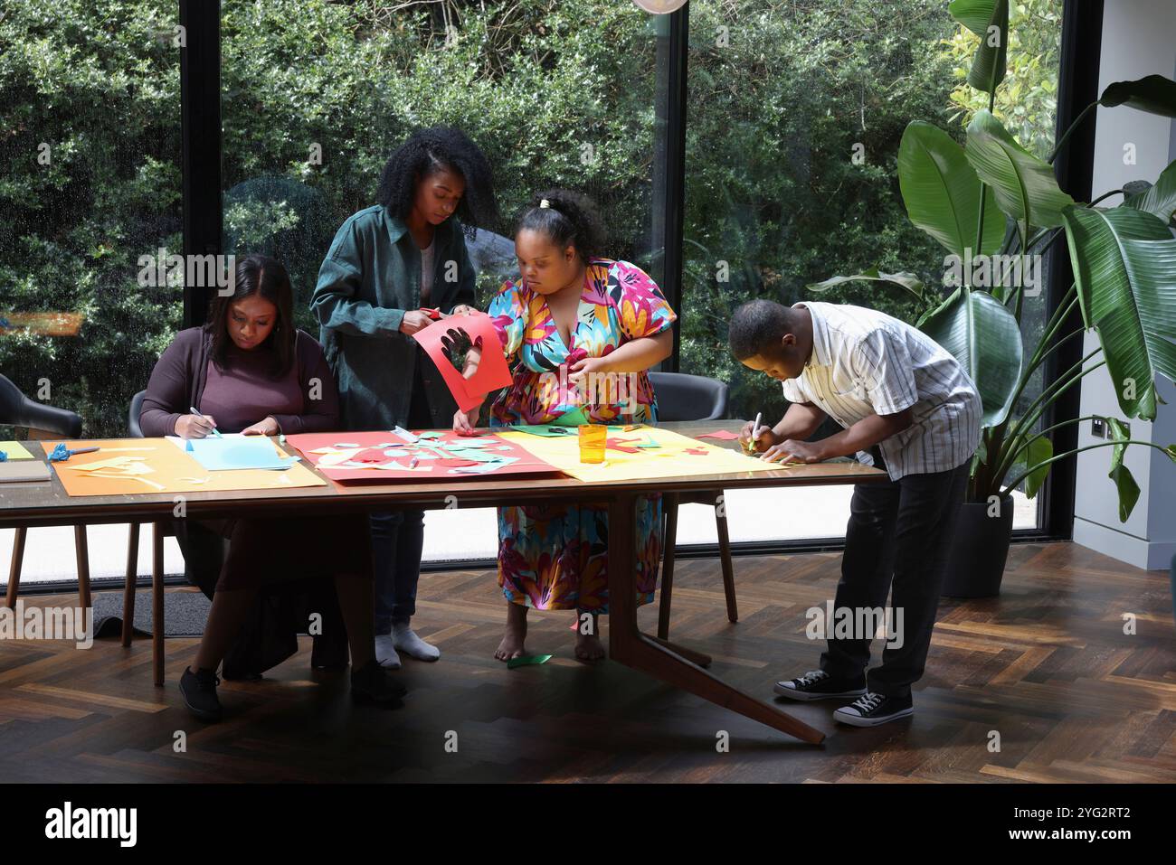 Collage young people doing hi-res stock photography and images - Alamy