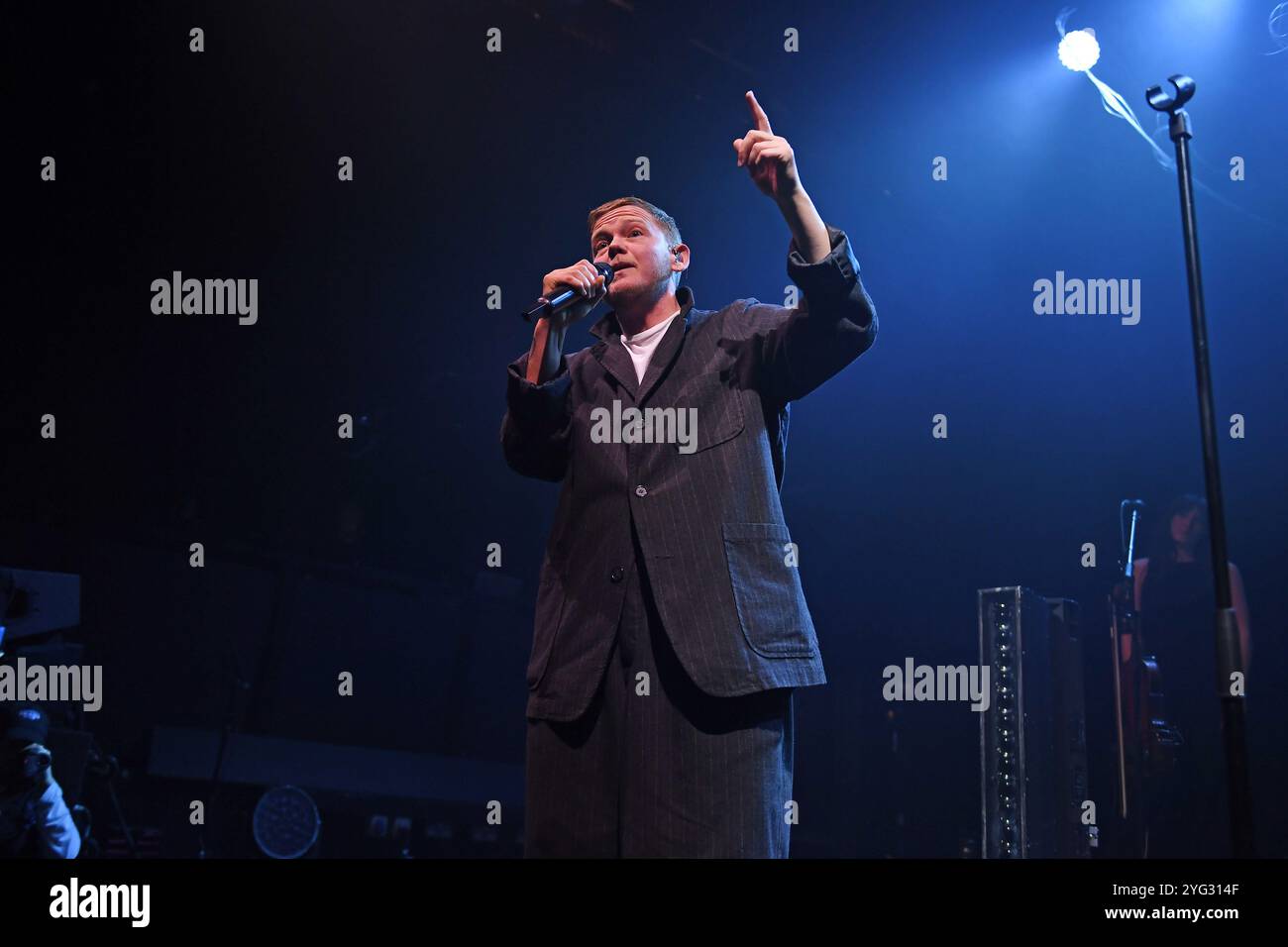 UK. 05th Nov, 2024. LONDON, ENGLAND - NOVEMBER 05: Kae Tempest ...