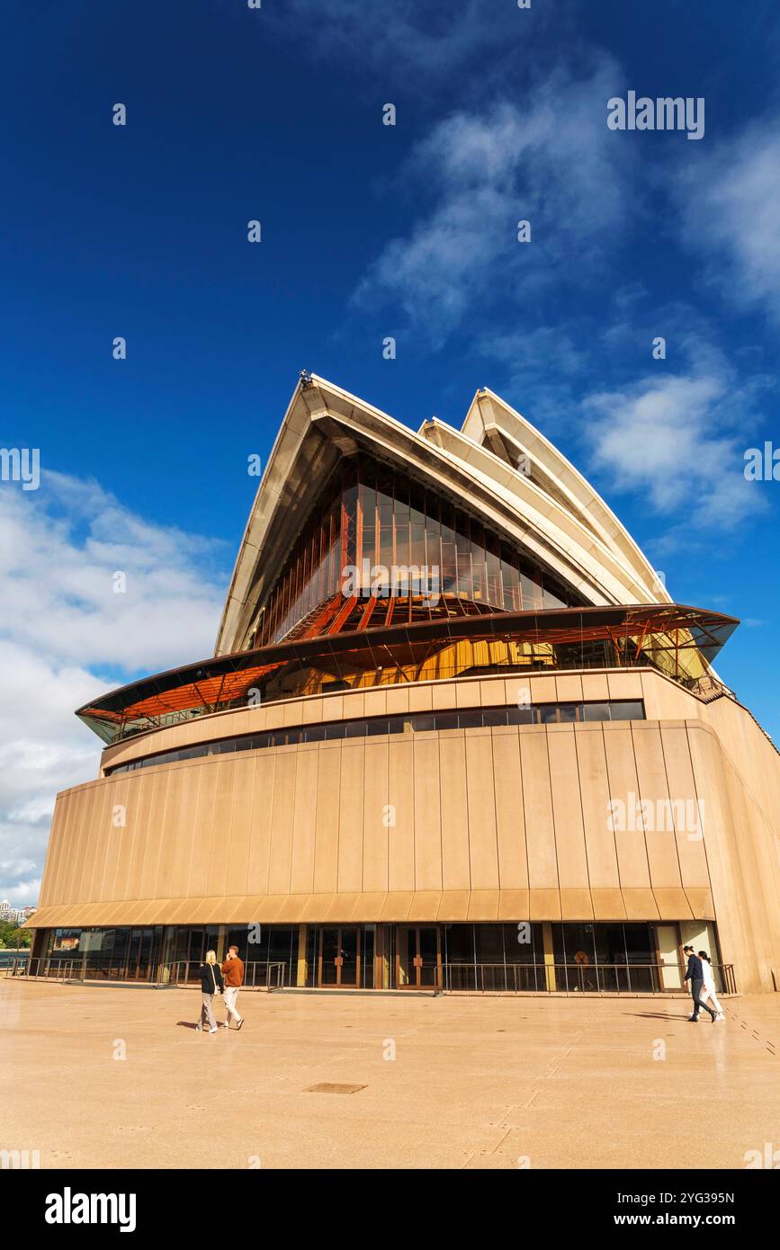 Distinctive building of Sydney Opera House - multi-venue performing ...
