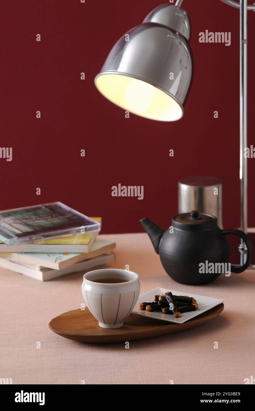 Night tee hi-res stock photography and images - Alamy