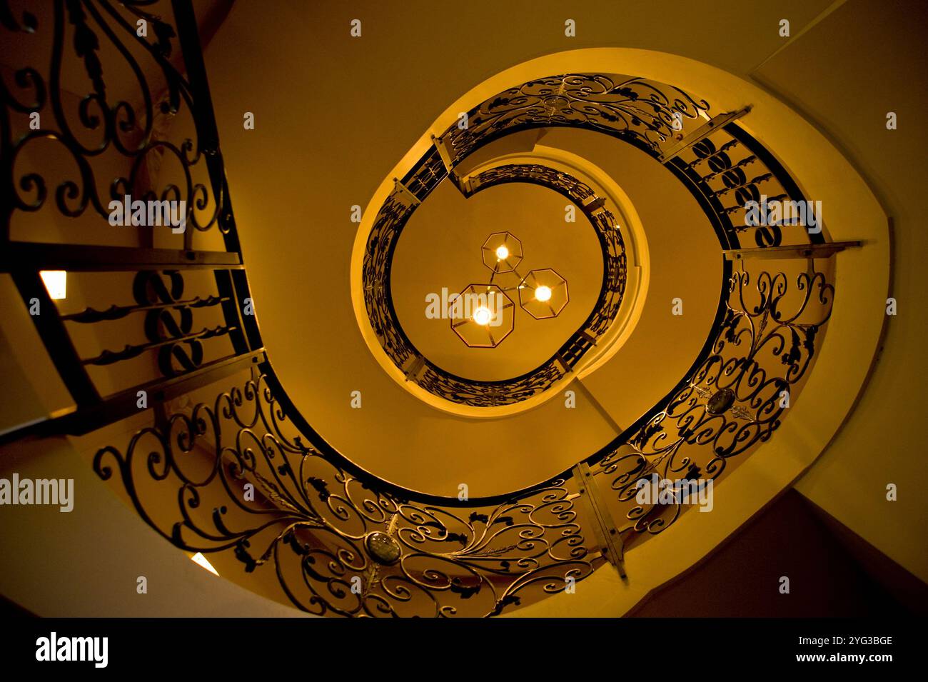 Staircase with lamp hi-res stock photography and images - Alamy