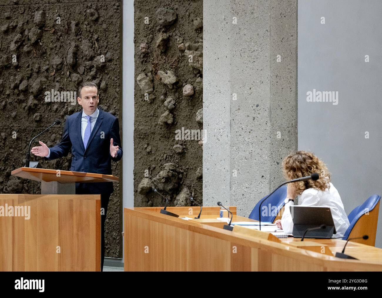 DEN HAAG - Alexander Kops (PVV) and Sophie Hermans, Minister of Climate ...