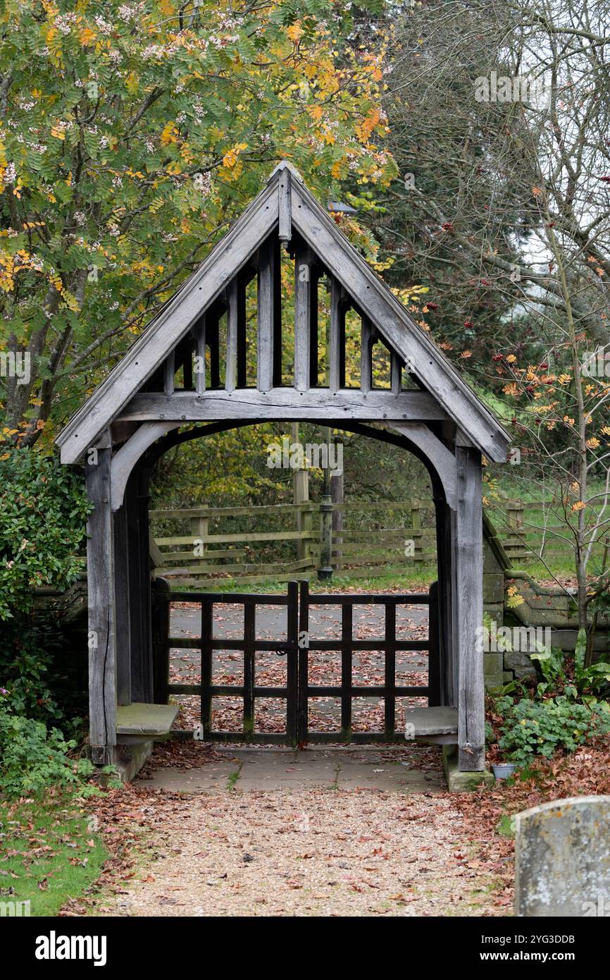 The lych gate, All Saints Church, Sherbourne, Warwickshire, UK Stock ...