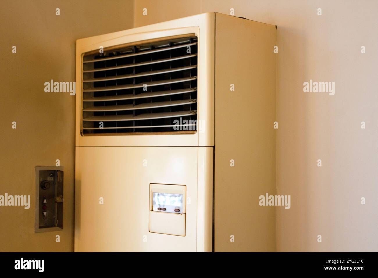 Building,Internal,Indoor,Stationary,Vertical,Air Conditioner,Air ...