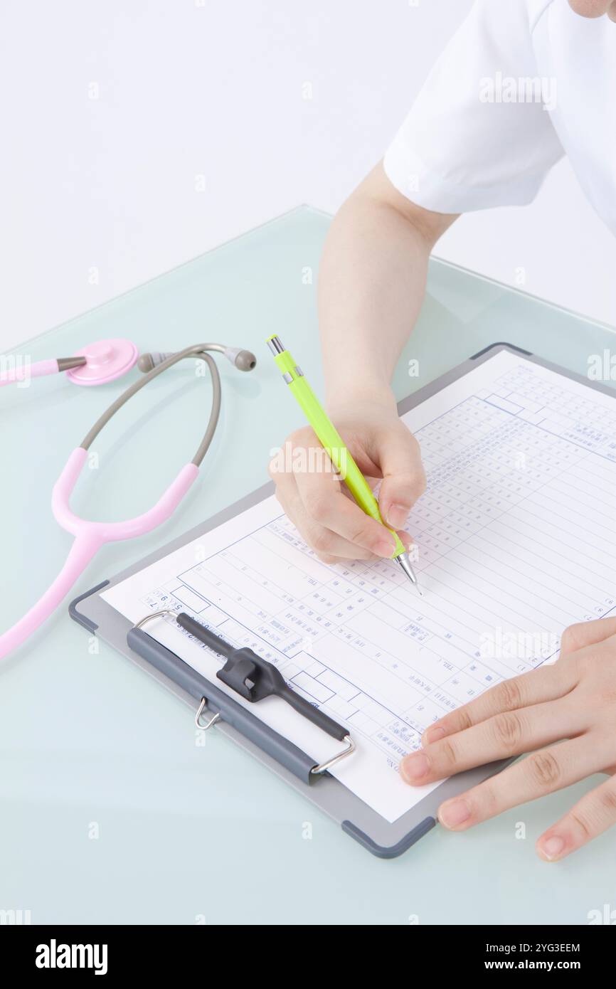 Nurses role hi-res stock photography and images - Alamy