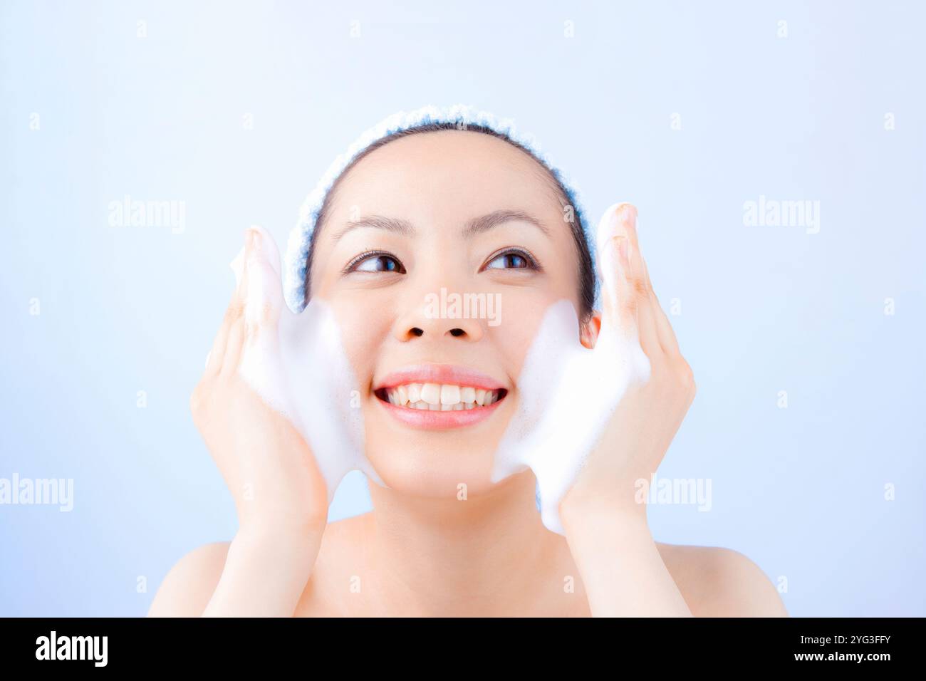 Creamy face hi-res stock photography and images - Alamy