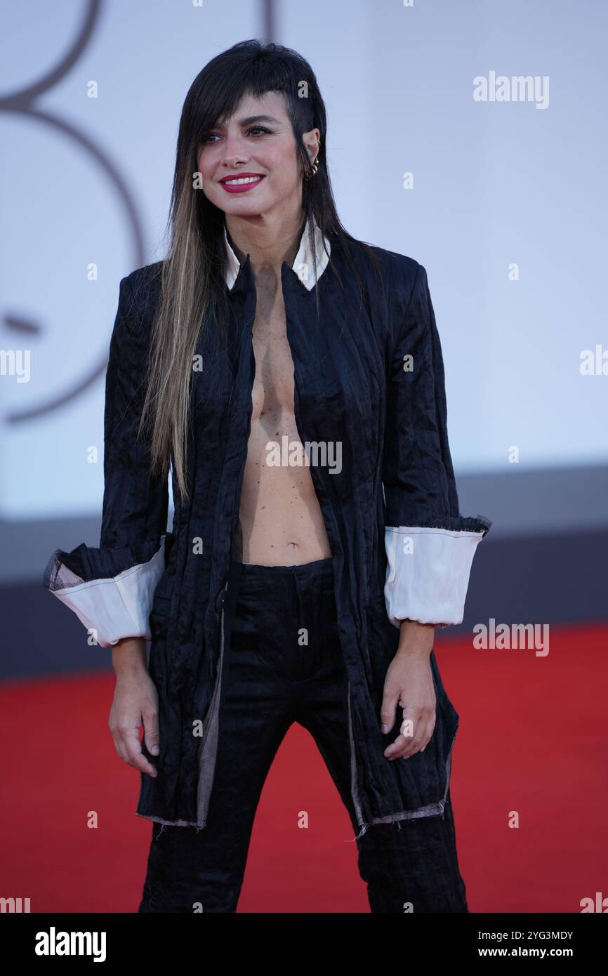Dolcenera cantante hi-res stock photography and images - Alamy