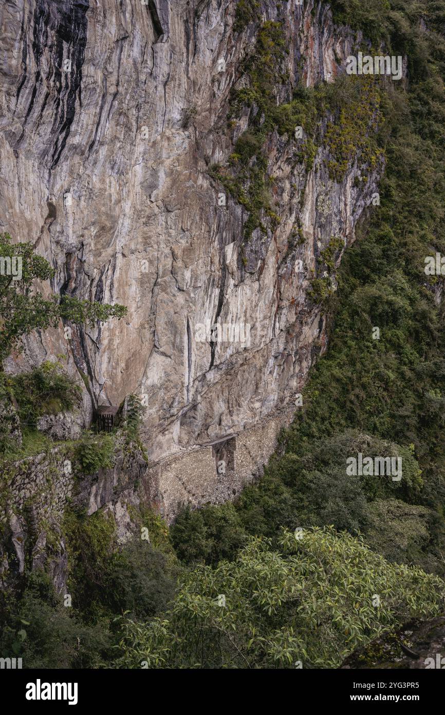 Inca bridge at Machu Picchu, Cusco Region, Peru, South America Stock ...