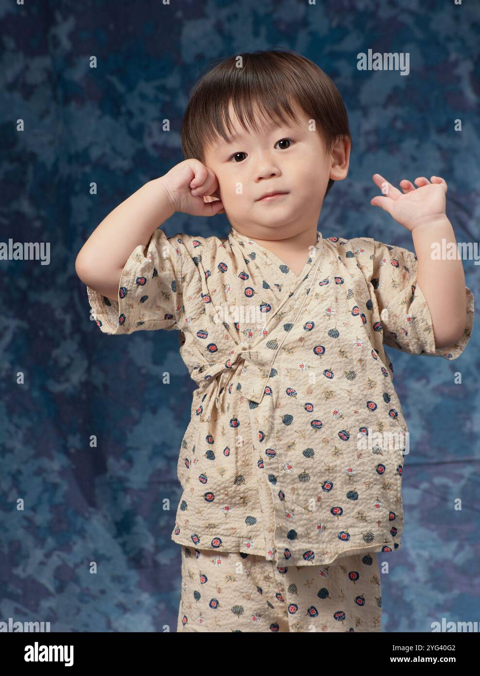 2 year old boy portrait hi-res stock photography and images - Alamy