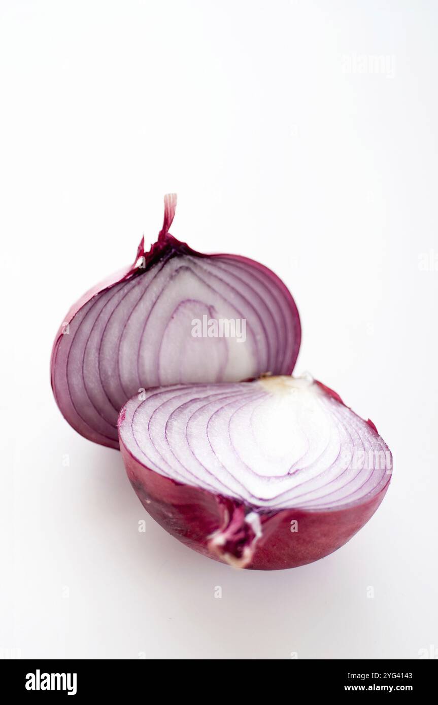 Cross section onion hi-res stock photography and images - Alamy