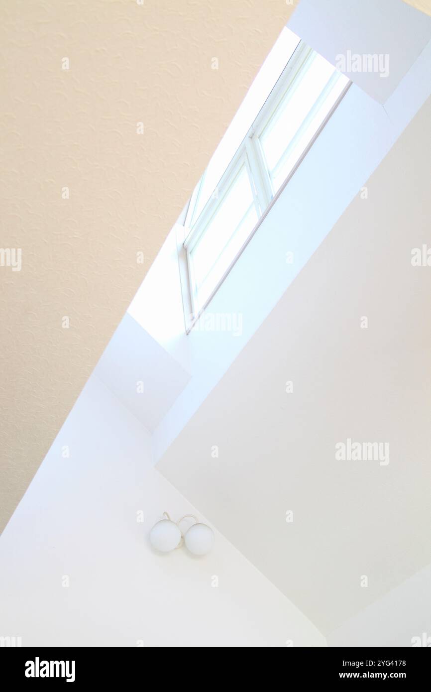 Atrium window hi-res stock photography and images - Alamy