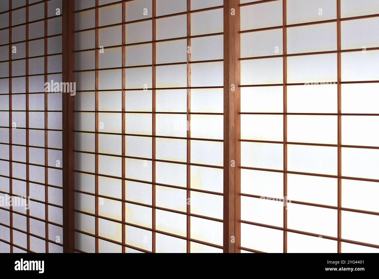 Shoji screen in Japanese room Stock Photo - Alamy