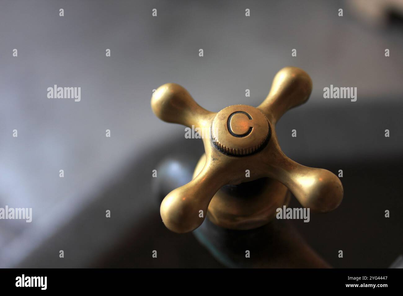 Old water tap hi-res stock photography and images - Alamy