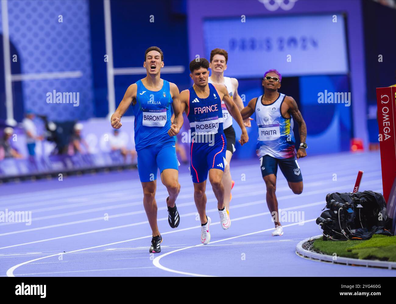 Simone Barontini participating in the 800 meters at the Paris 2024 ...