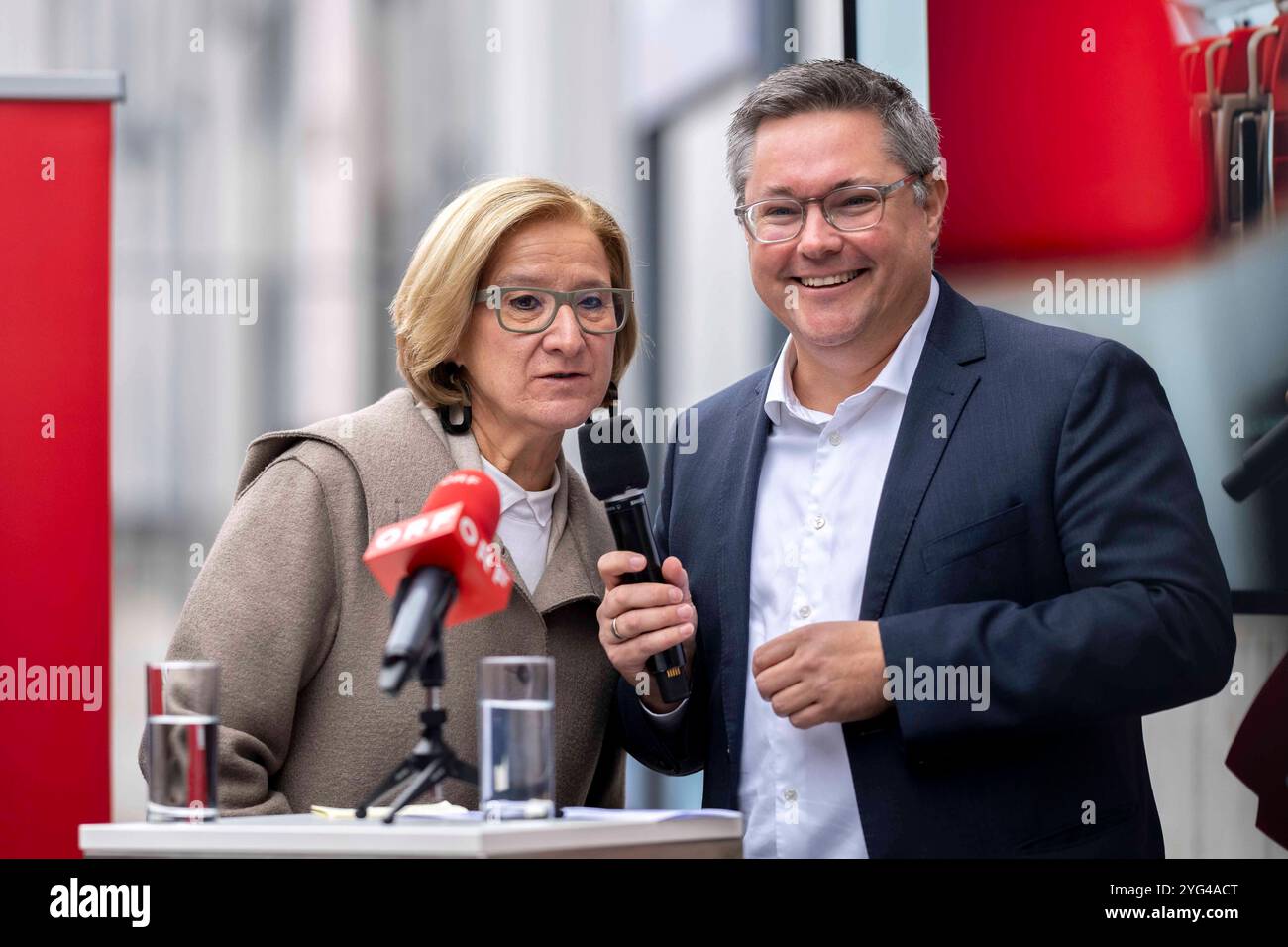 St. Pölten, Österreich. 6. November 2024. Johanna Mika Leitner und ...