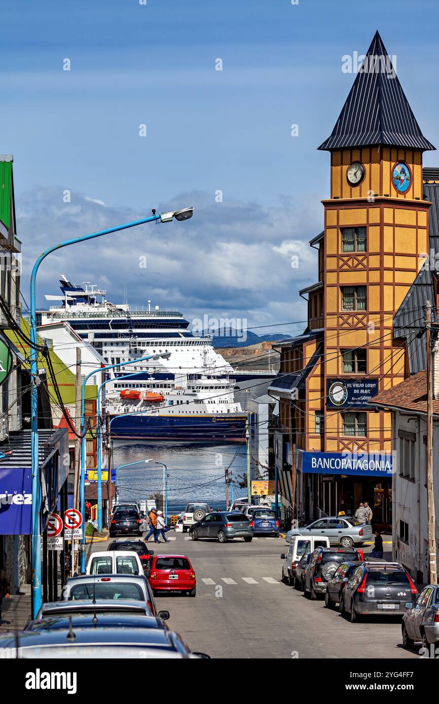 Ushuaia waterfront hi-res stock photography and images - Alamy