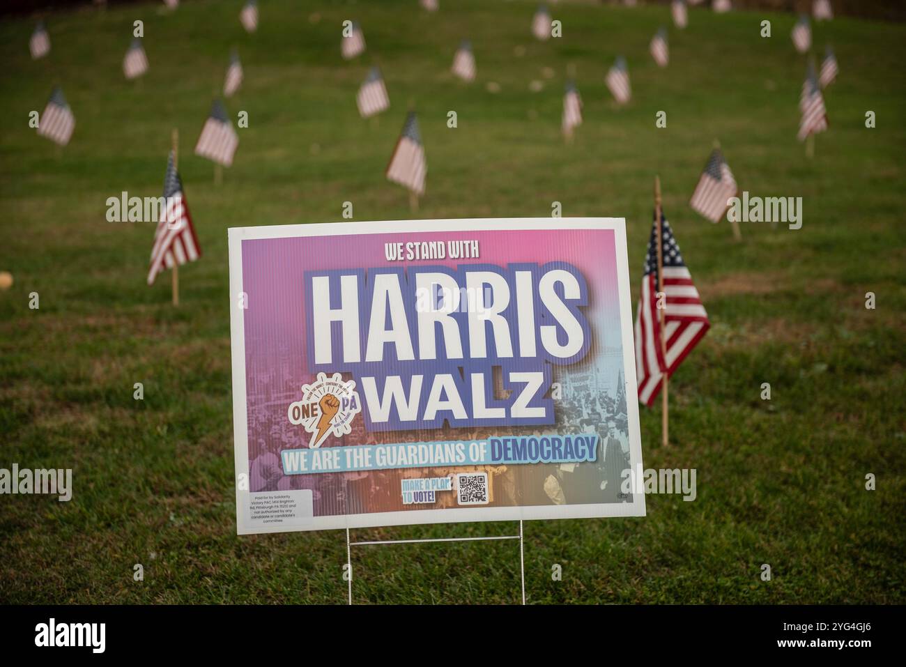 Young voters for harris walz hi-res stock photography and images - Alamy
