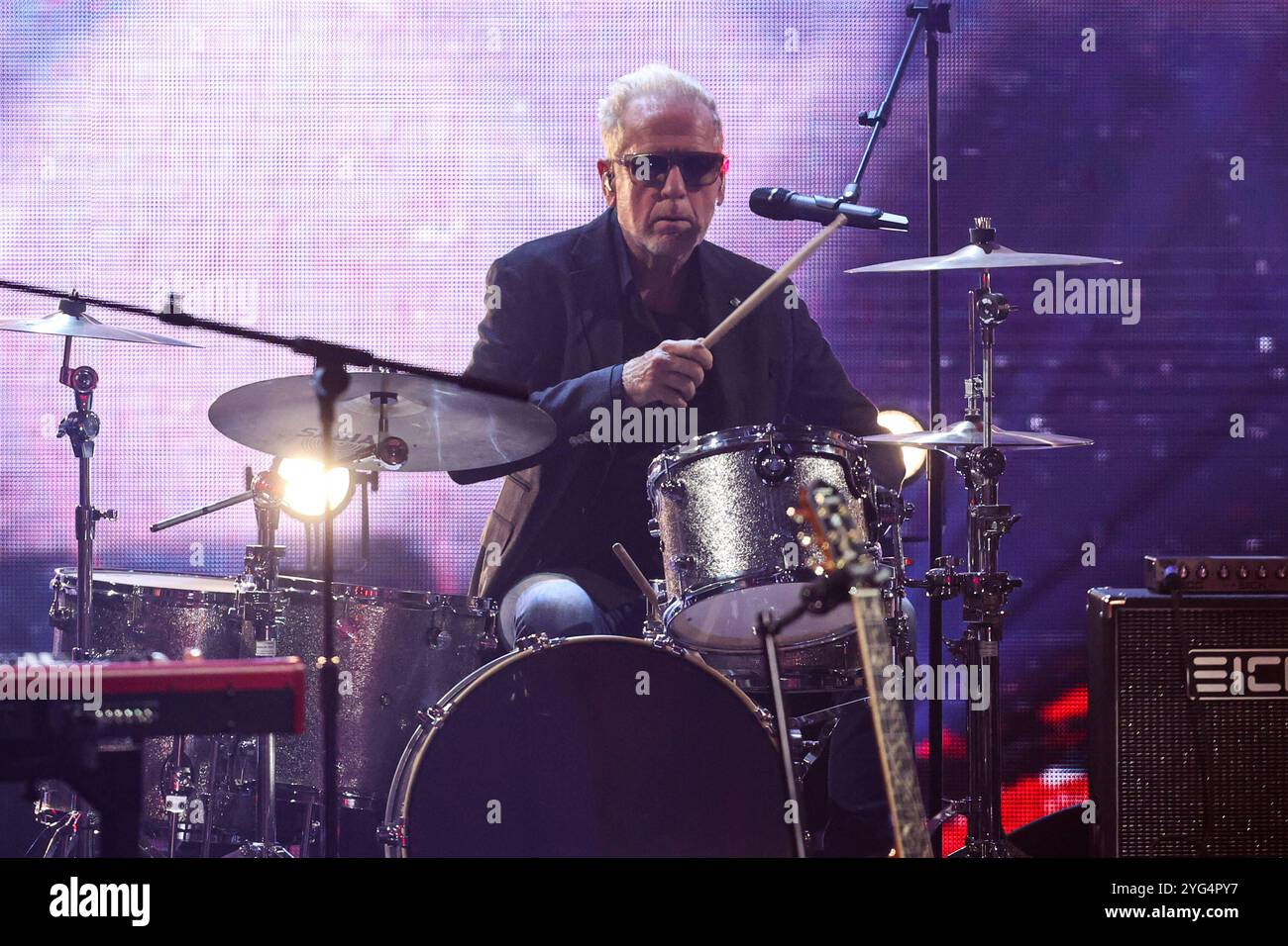 Schlagzeuger Bertram Engel - Aufzeichnung ARD Show ãDie Beatrice Egli ShowÒ im Studio Berlin ...