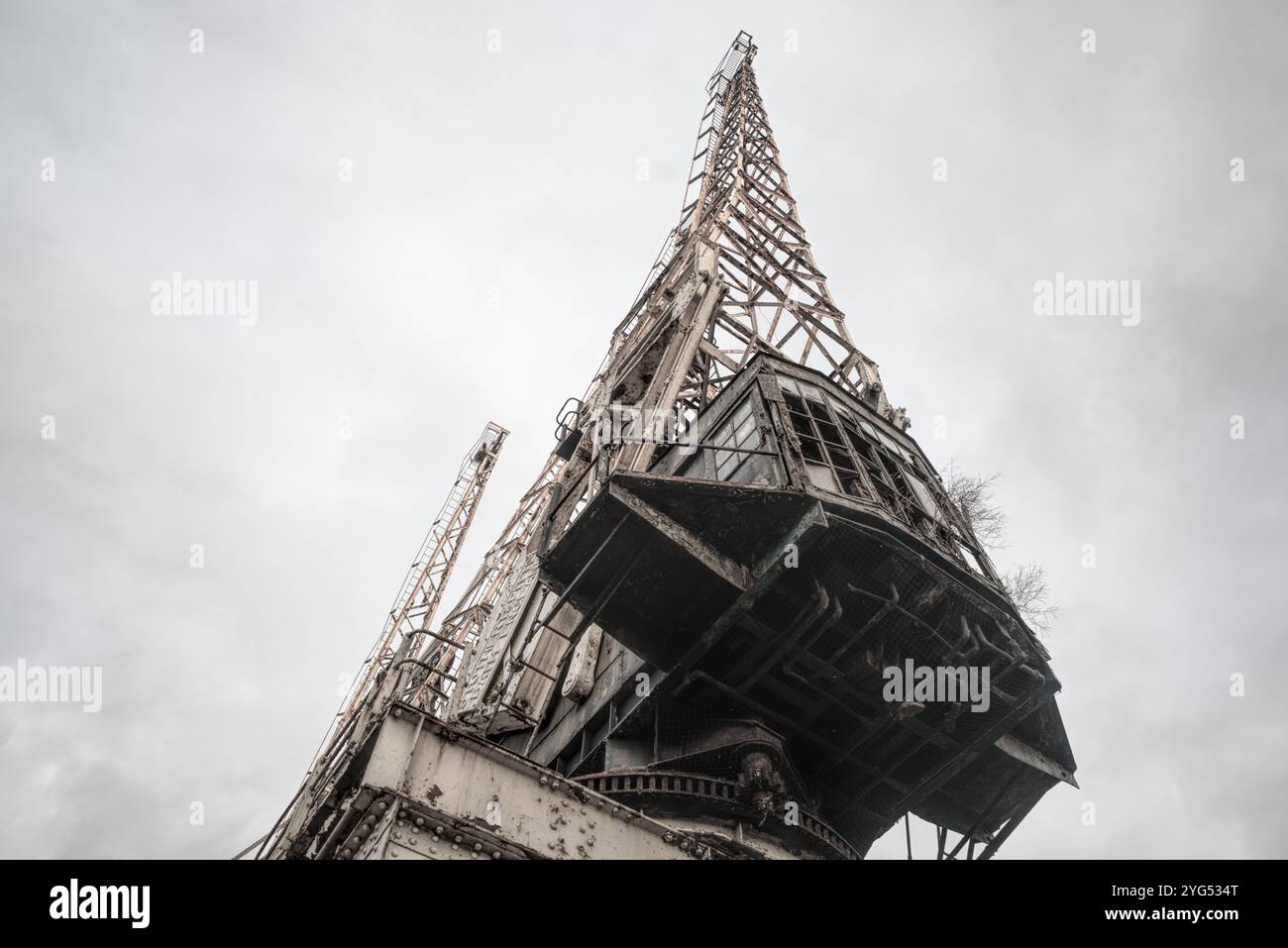 Disused Stothert and Pitt dockside crane with broken windows, Leith ...