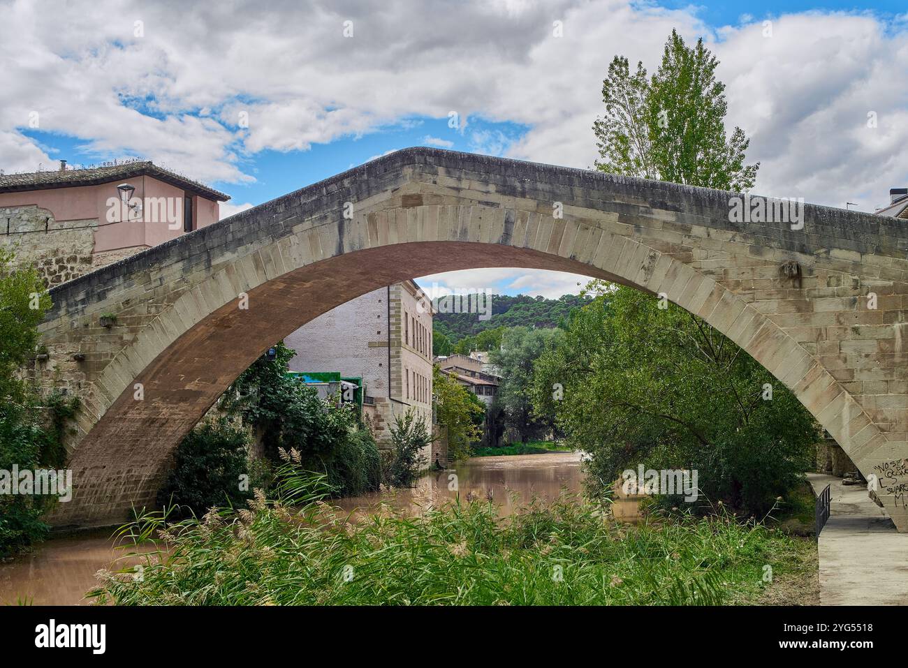 Romanesque Bridge, Puente de la Cárcel, part of the St. James Way at ...