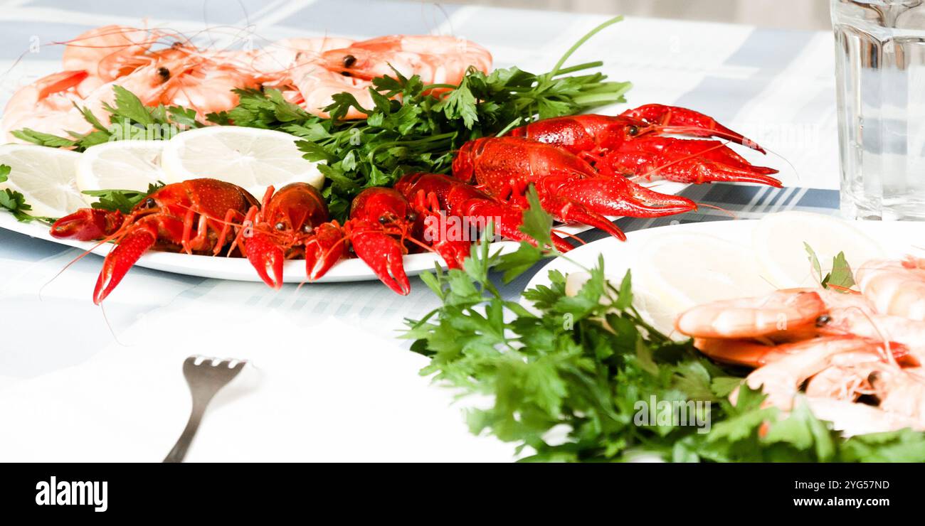Shrimp prawns crab crawfish crayfish lobster boiled seafood claw hi-res ...