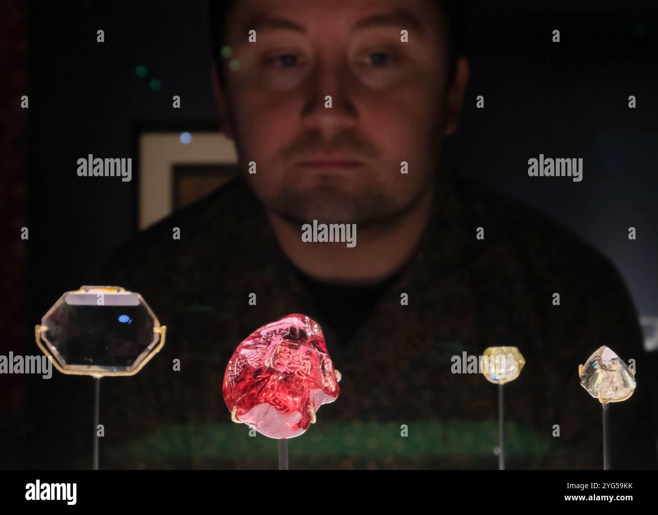 London, UK. 5th November, 2024. Royal spinel inscribed with the names ...