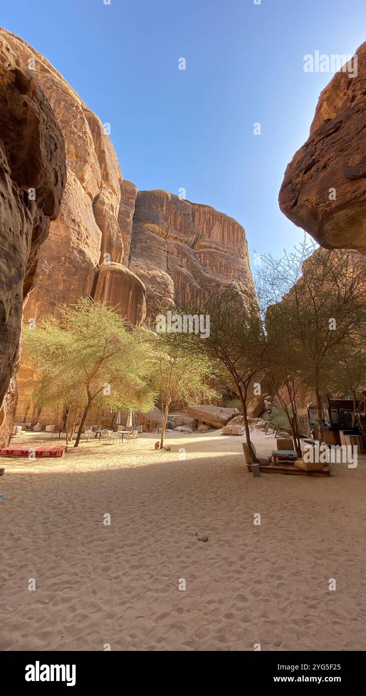Hidden oasis hi-res stock photography and images - Alamy