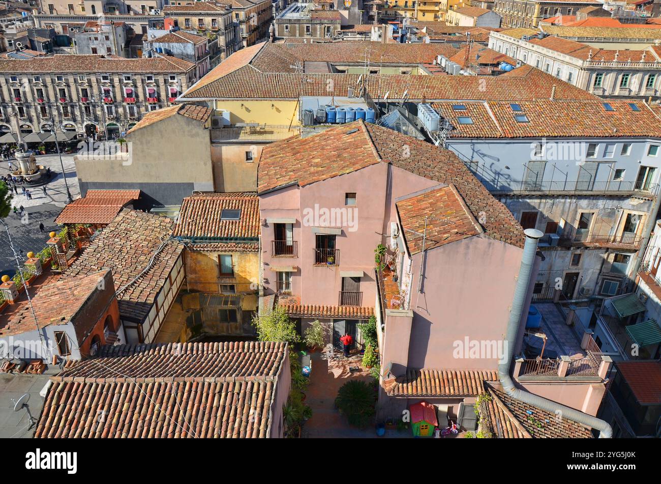 Catania sicily view buildings hi-res stock photography and images - Alamy