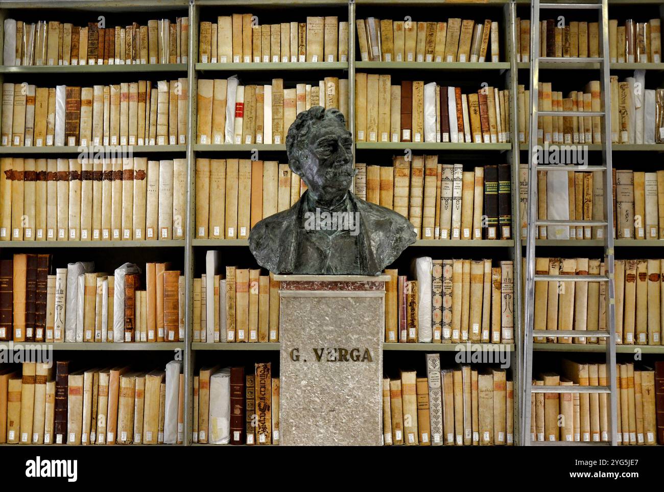 Palazzo centrale catania hi-res stock photography and images - Alamy