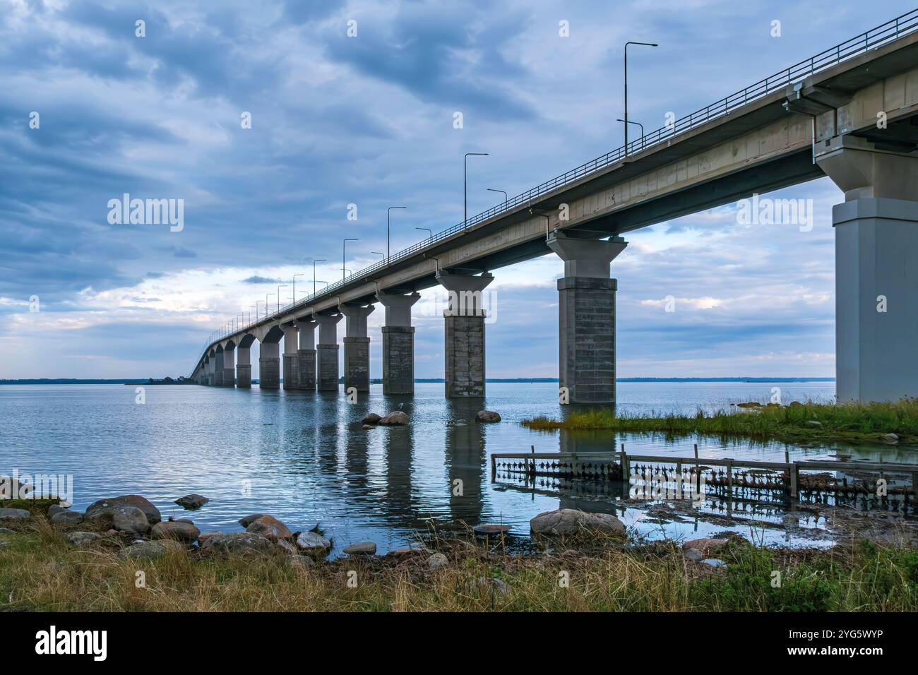 Atmospheric view of the Öland Bridge (Ölandsbron) in the evening lights ...