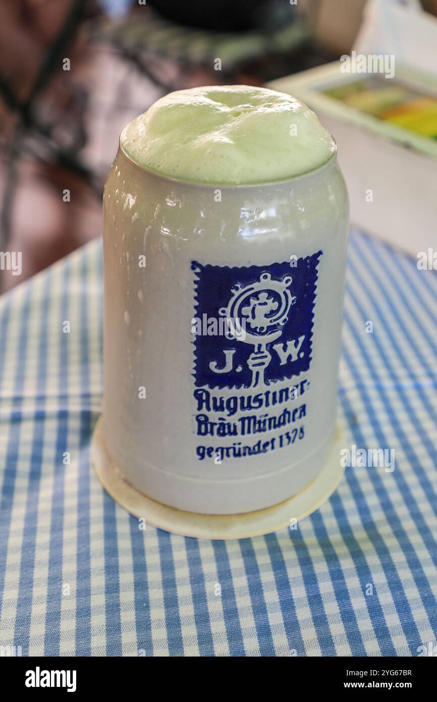 J w augustiner beer hi-res stock photography and images - Alamy