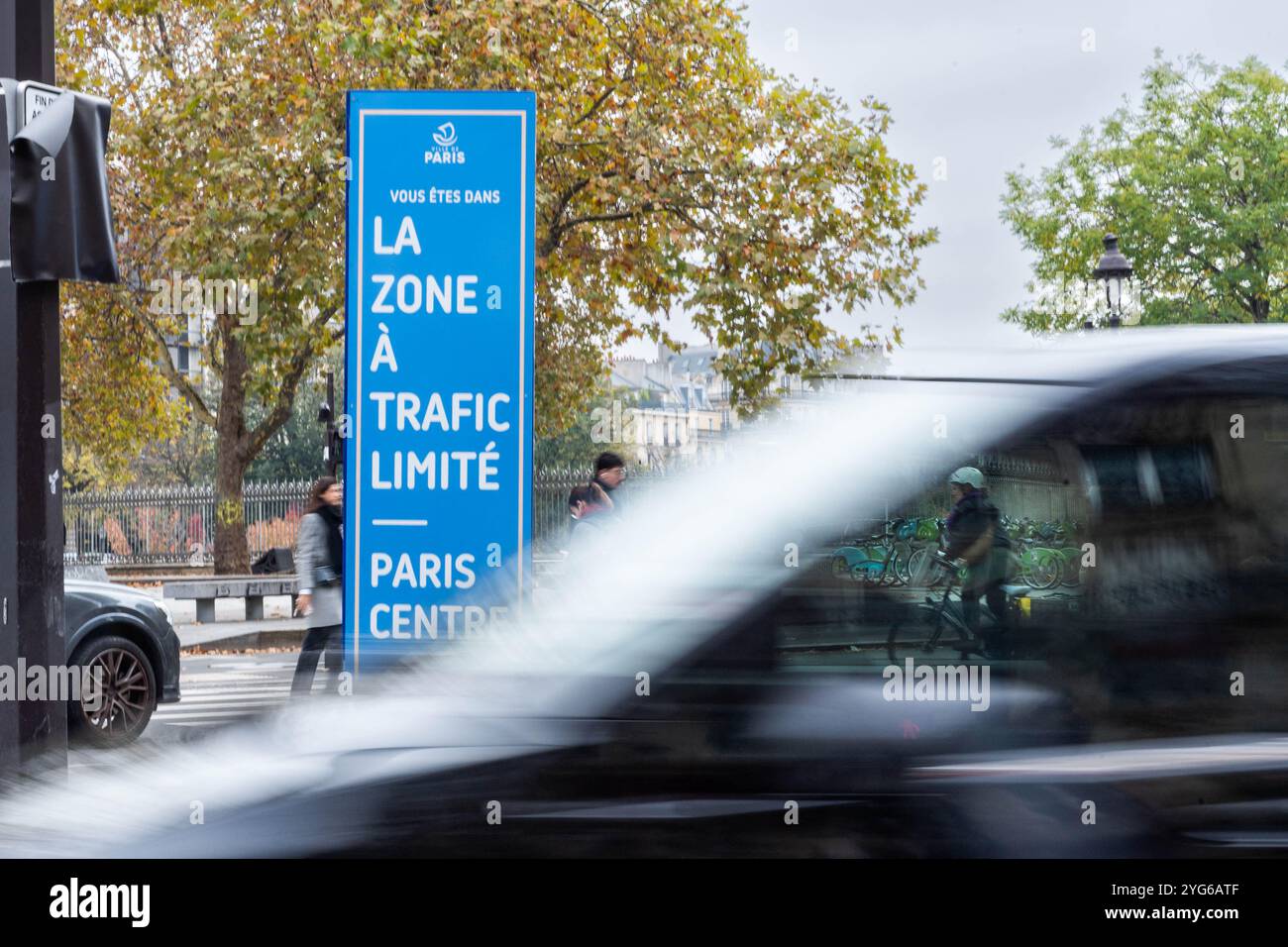 Illustration of A traffic sign indicating the limited traffic zone (ZTL ...