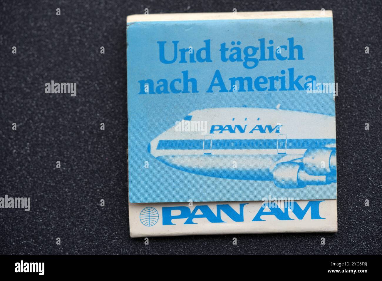 Symbolfoto GER, 20241104, Werbung, Pan Am, Werbung aus den 80 ern, auf ...