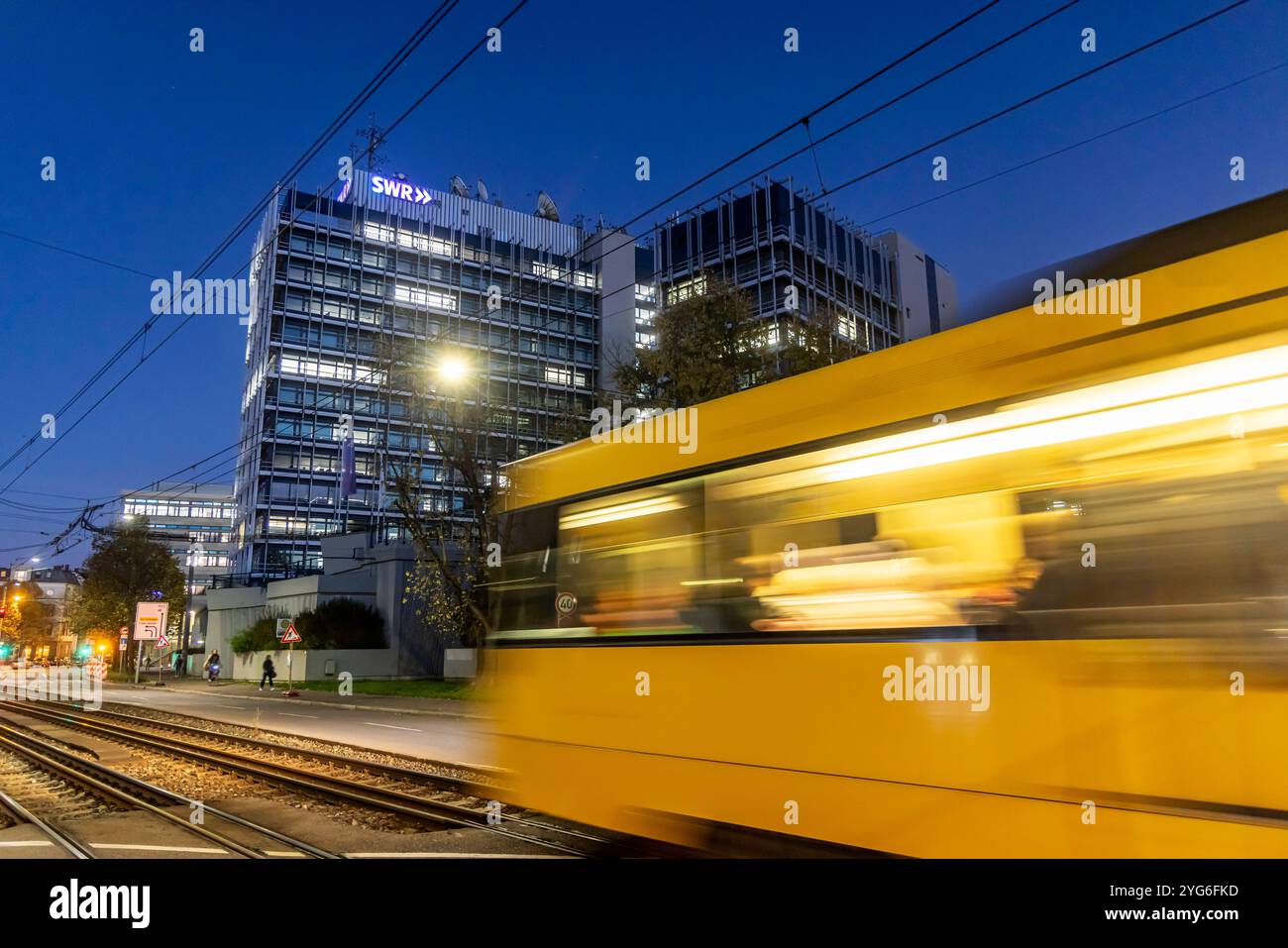 Funkhaus SWR Südwestrundfunk in der Neckarstraße Stuttgart. Stadtbahn ...