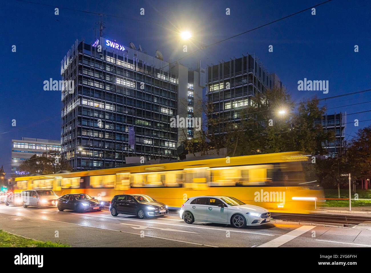 Funkhaus SWR Südwestrundfunk in der Neckarstraße Stuttgart. Stadtbahn ...