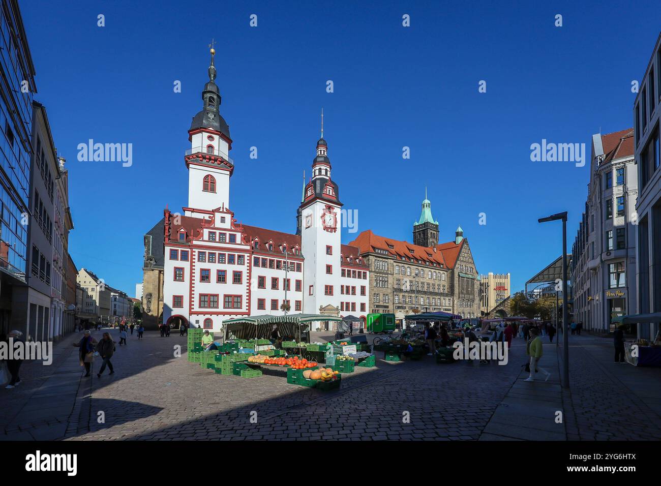 Chemnitz, Sachsen, Deutschland - Altes Rathaus und Stadtverwaltung am ...