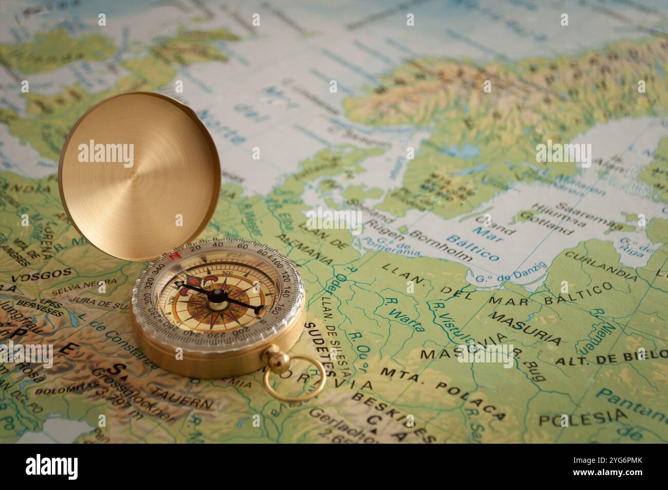 the compass on map Stock Photo - Alamy